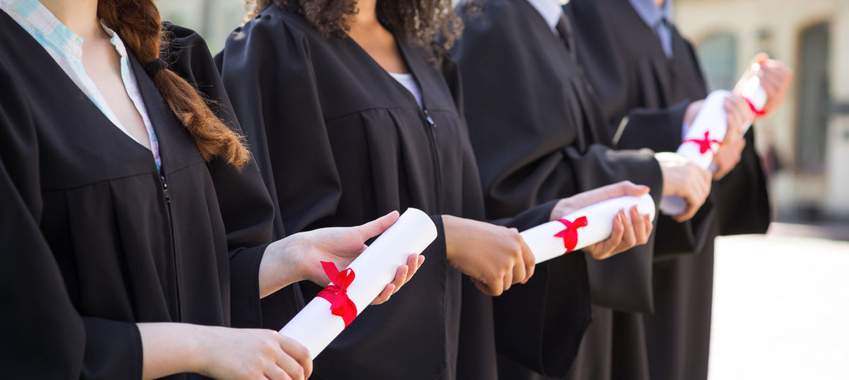 5 Ways to Celebrate Graduates - Abeka